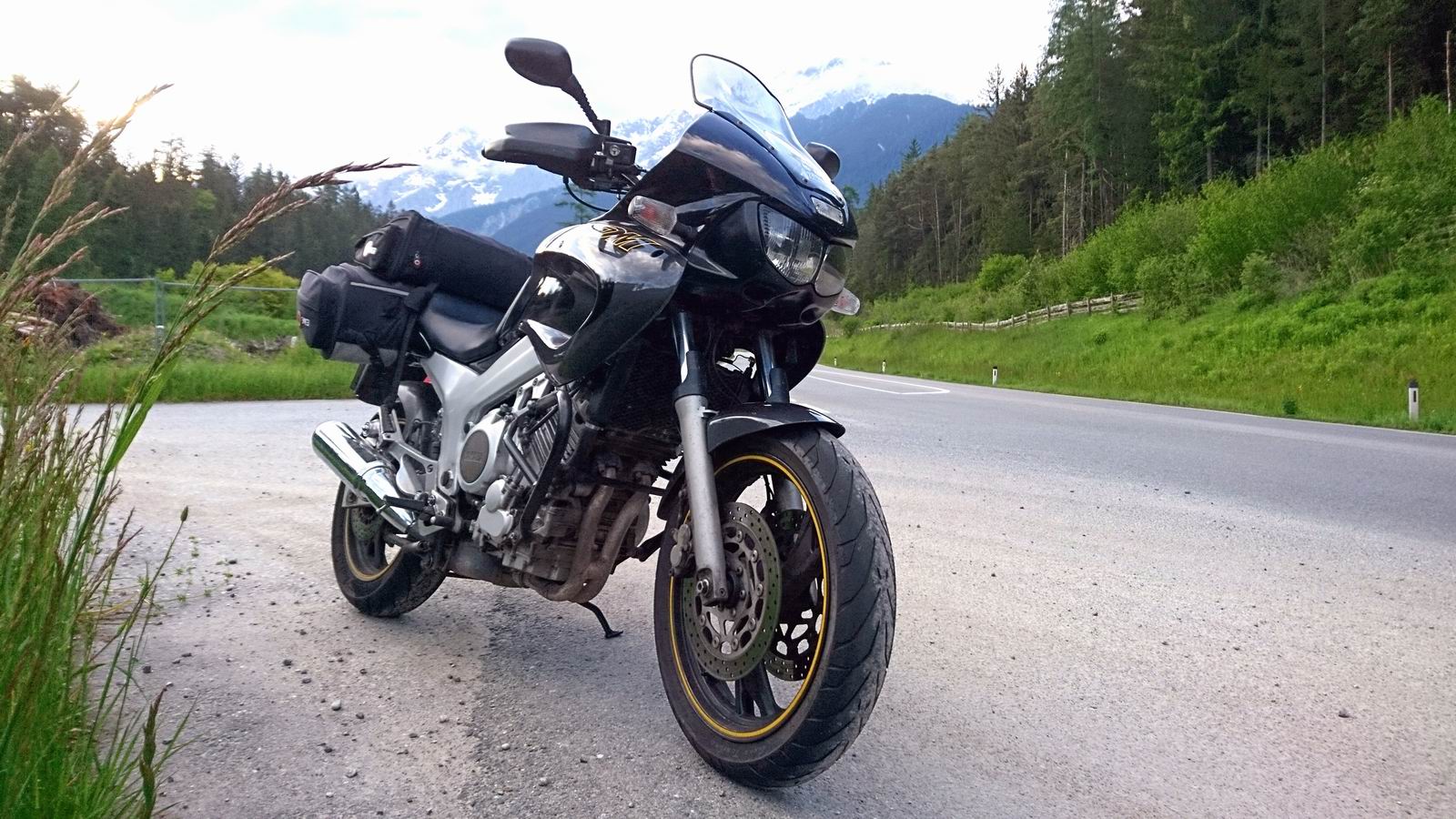 Kurvensurfer › Yamaha – TDM 850 › Technische Daten zur Yamaha TDM 850 (4TX)